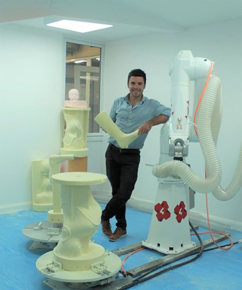 Victor 7-axis robot - London Orthotic Consultancy