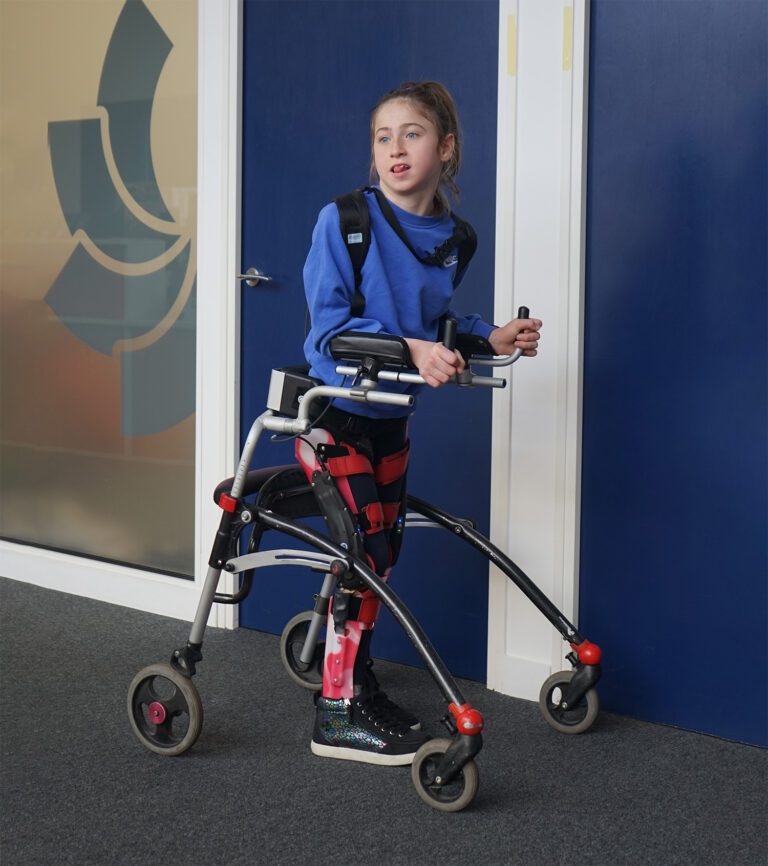 Managing Crouch Gait in Cerebral Palsy | Powered Knee Brace (Agilik)